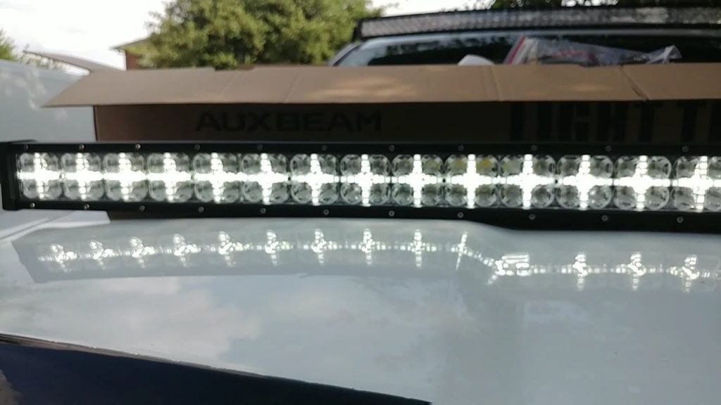 LED Light Bar: Ultimate Guide 2021 - Dreamway | Outdoor & Indoor LED ...